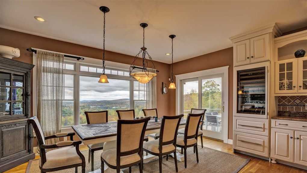 Mansion Monday: Sprawling Springfield home with gorgeous mountain views