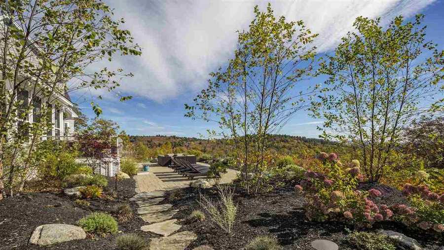 Mansion Monday: Sprawling Springfield home with gorgeous mountain views