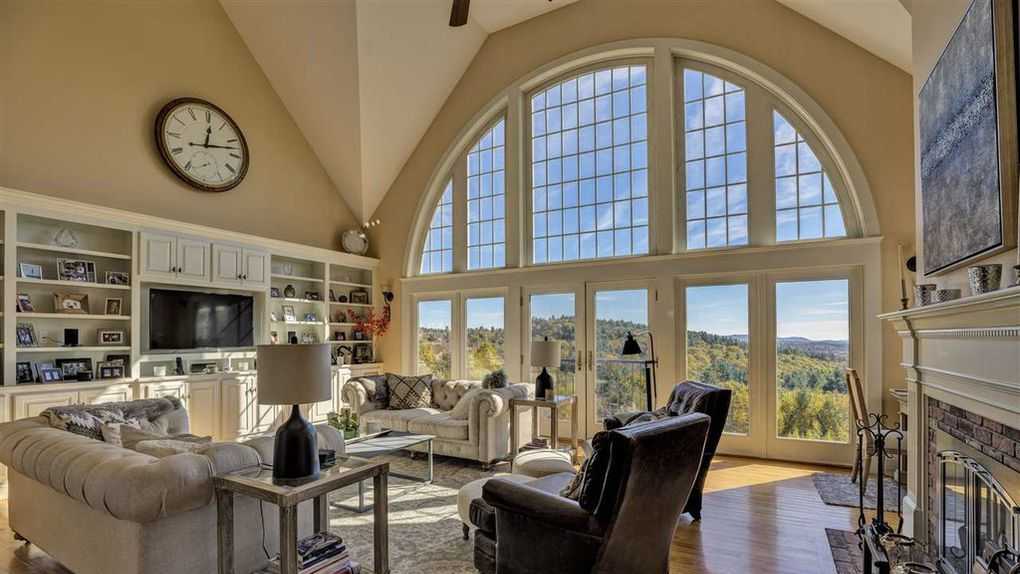 Mansion Monday: Sprawling Springfield home with gorgeous mountain views