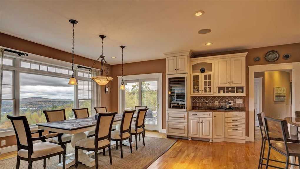 Mansion Monday: Sprawling Springfield home with gorgeous mountain views