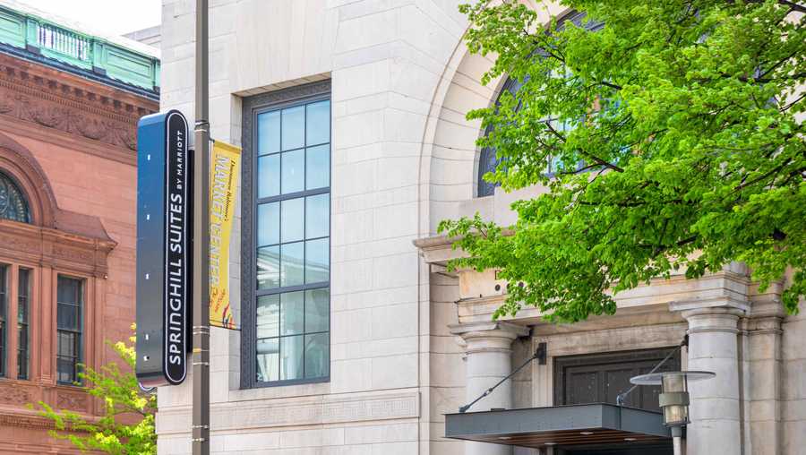 Baltimore hotel opens in historic building near convention center