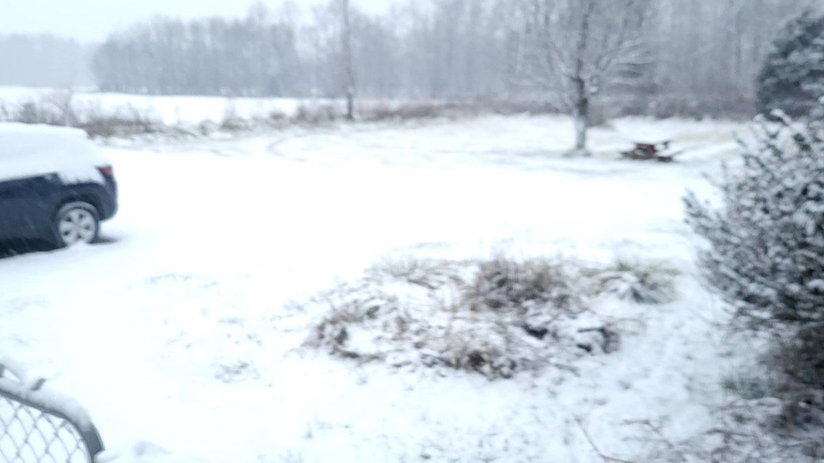 PHOTOS: Areas around Cincinnati see light snowfall Saturday