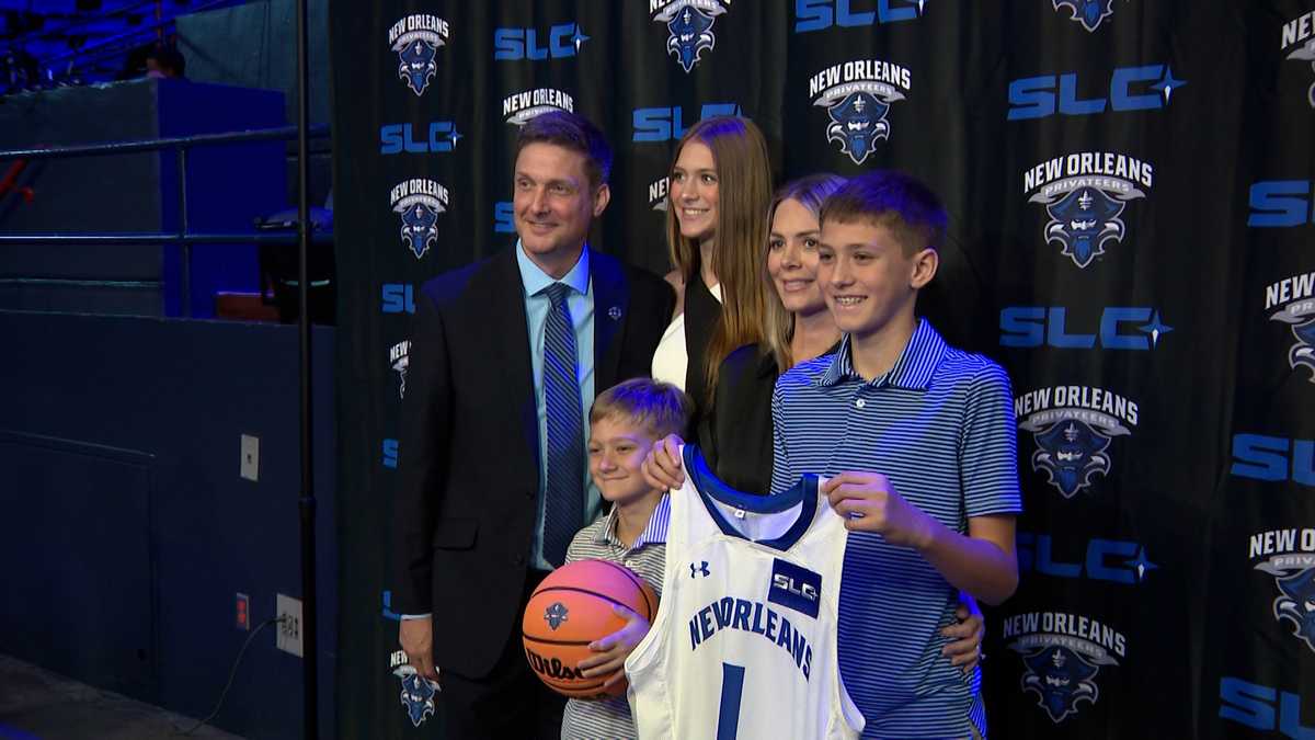 UNO Privateers Stacy Hollowell