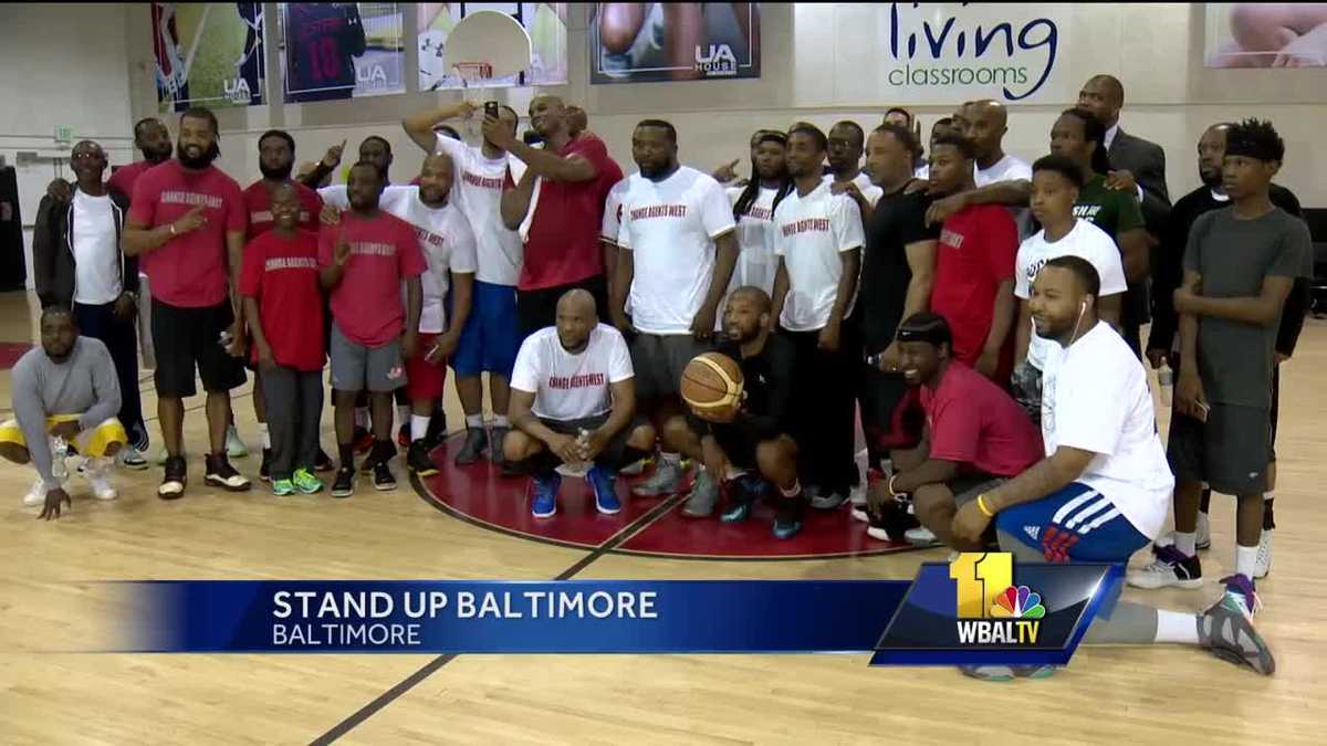 Residents, police gather for community basketball game