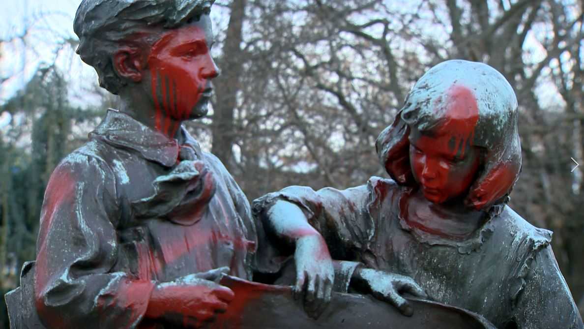 'Star-Spangled Banner' statue defaced with paint, 'racist anthem' message