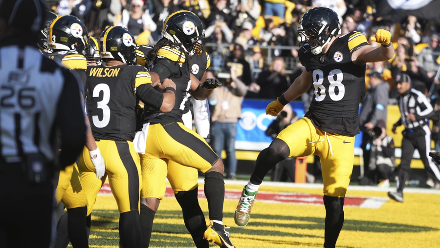 In AFC North battle, Steelers cruise past mistake-prone Browns 27-14