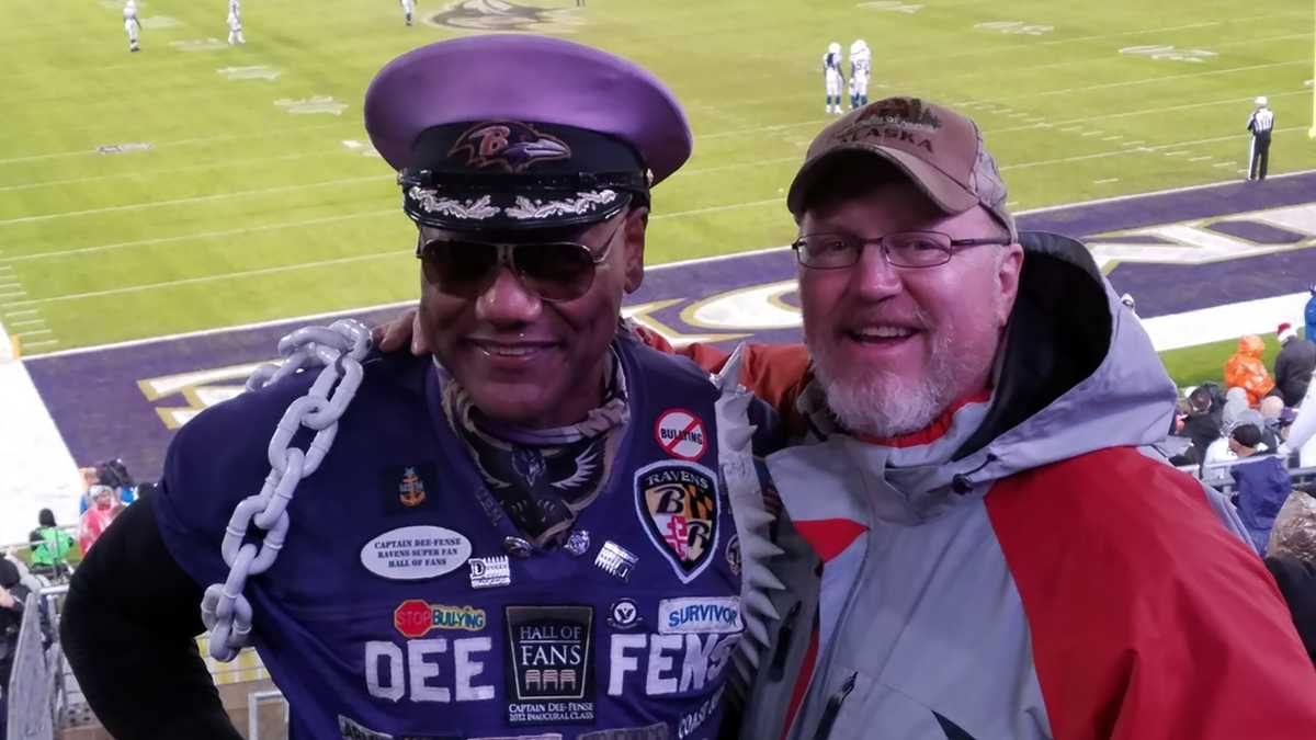 Ravens Flock remembers Captain Dee-Fense | Fan photos