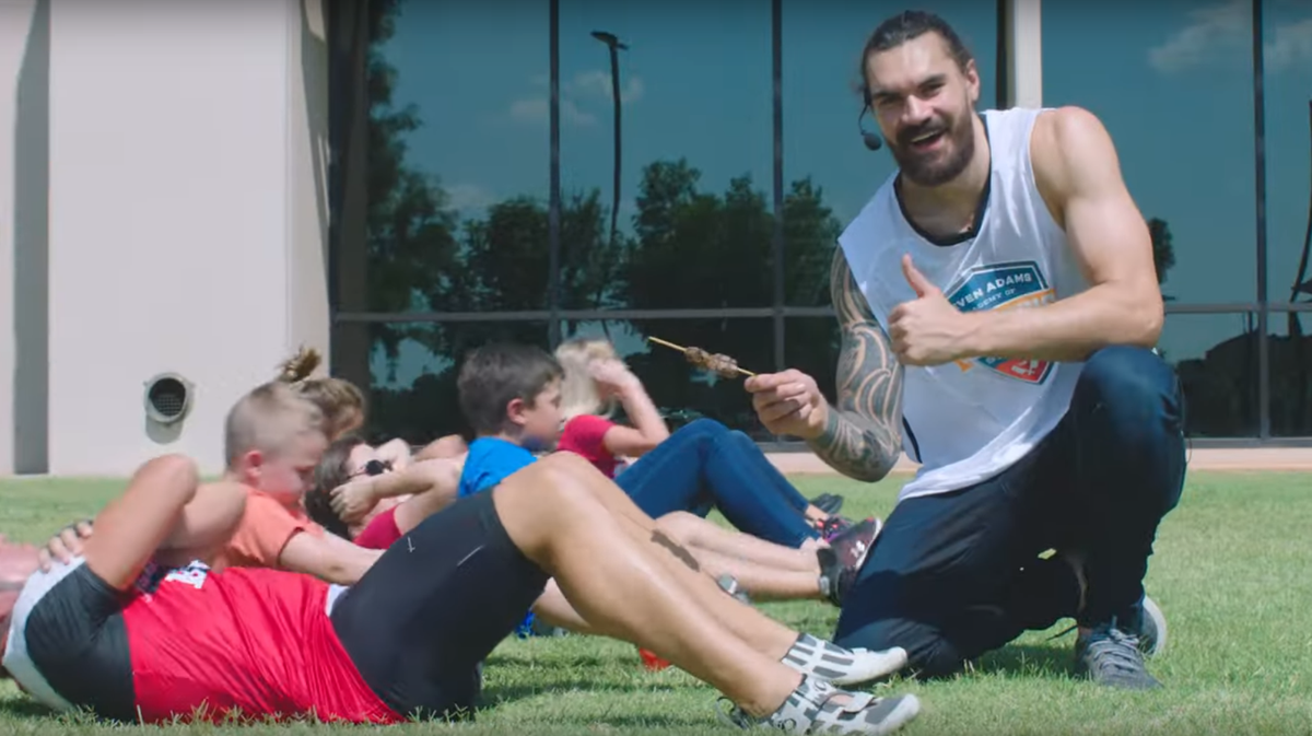Steven Adams wants to show you the art of smashing steaks in new ...