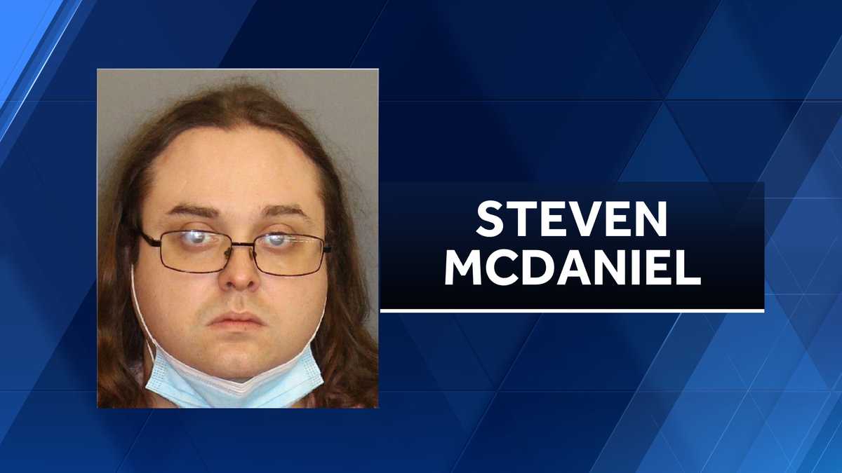 Suspect in custody after deadly shooting in Center Point neighborhood