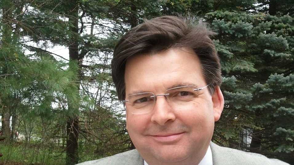 Former NBC5 anchor Stewart Ledbetter announces candidacy for Vermont ...