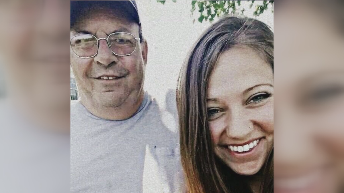 A Super Fan's Journey: Daughter spreads dad's ashes at Arrowhead Stadium