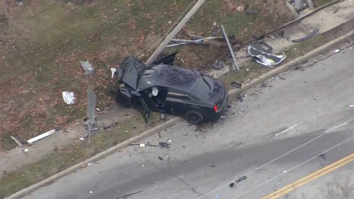 Two dead after street racing leads to crash in Kansas City