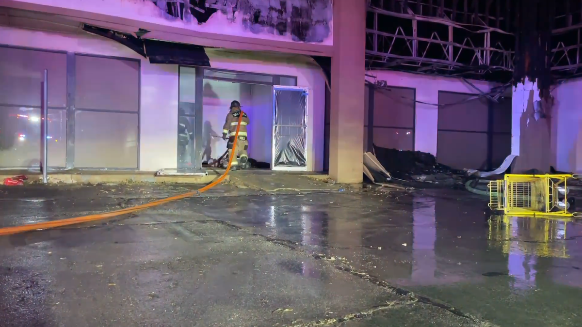 Mostly vacant strip mall in northwest Oklahoma City catches fire