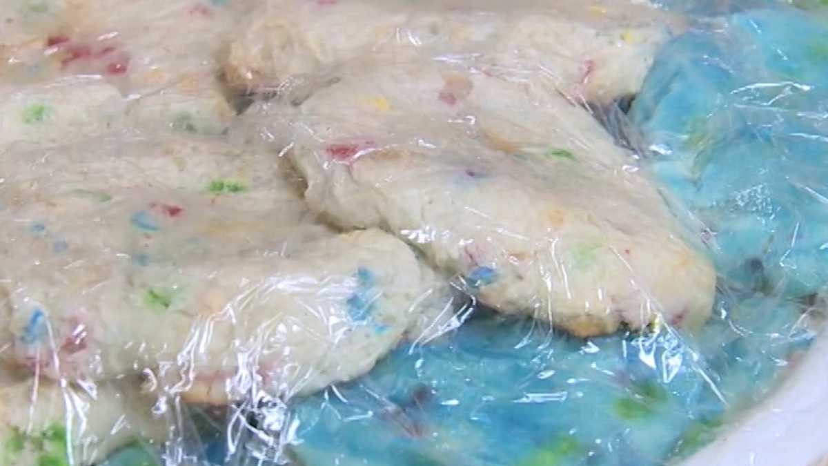 Couple arrested for delivering laxative-laced cookies to school ...