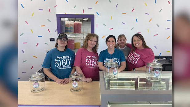 Popular Iowa candy store ready for opening of third location