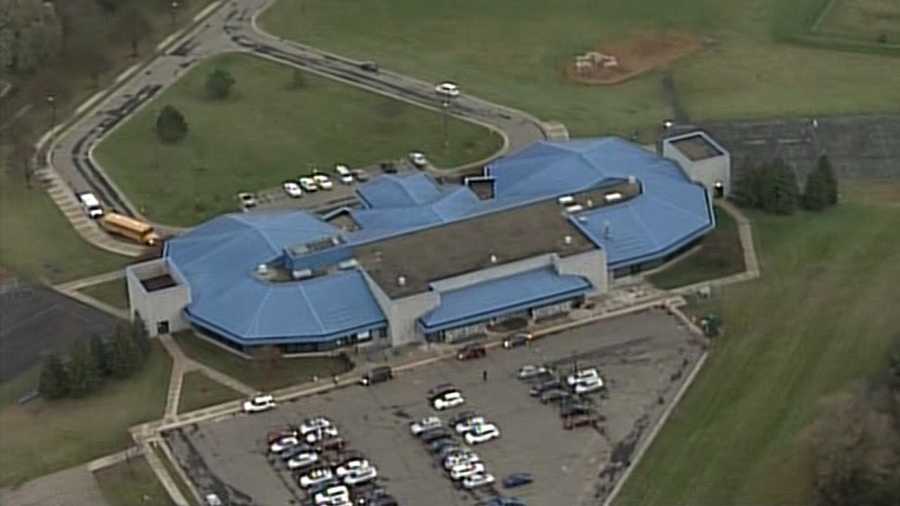 Report of man with gun prompts Waukesha schools to lock down