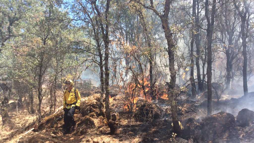 Evacuation warning lifted for fire in Butte County