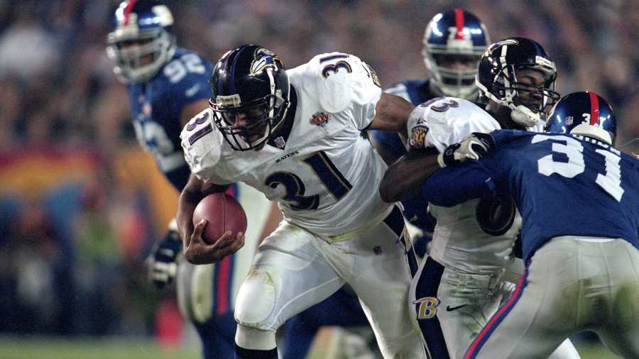 PHOTOS: Iconic shots of Super Bowls through the years