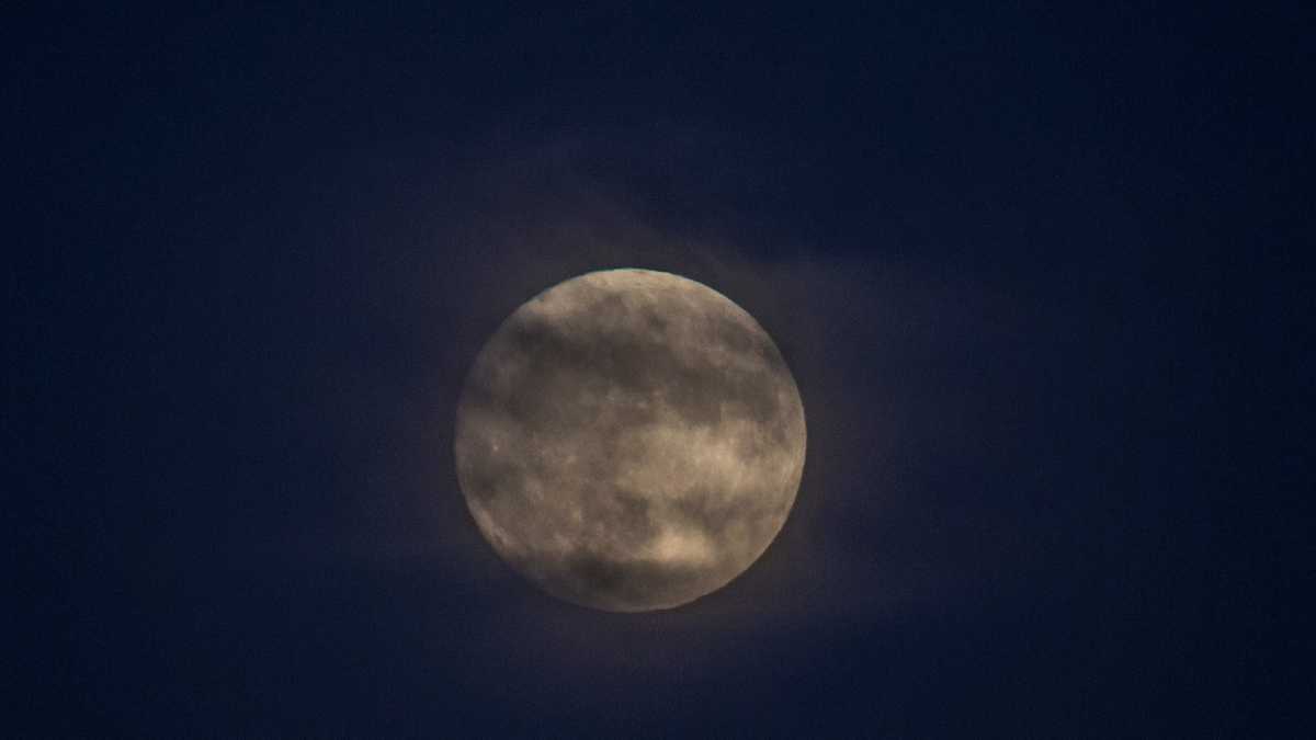 PHOTOS: Super moon over western Iowa