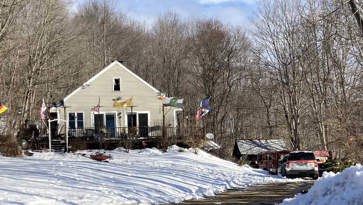Surry, New Hampshire fire: 1 dead