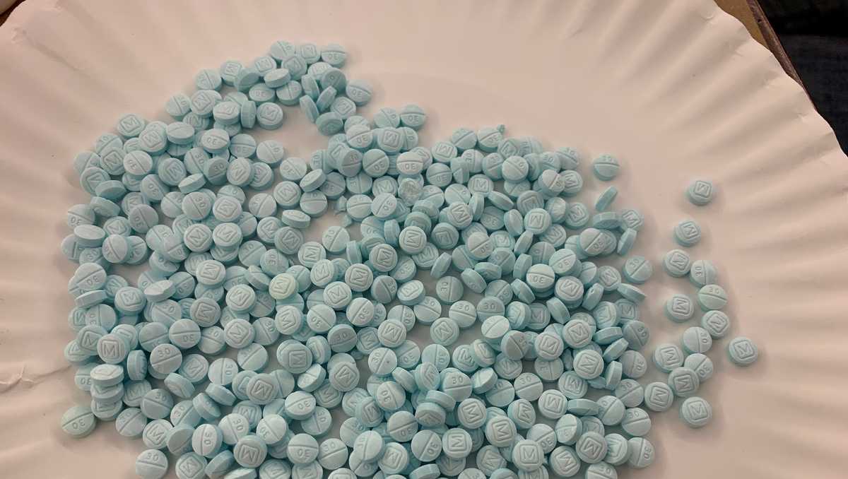 DEA agents in Nebraska picked up 32,000 counterfeit pills in 2021