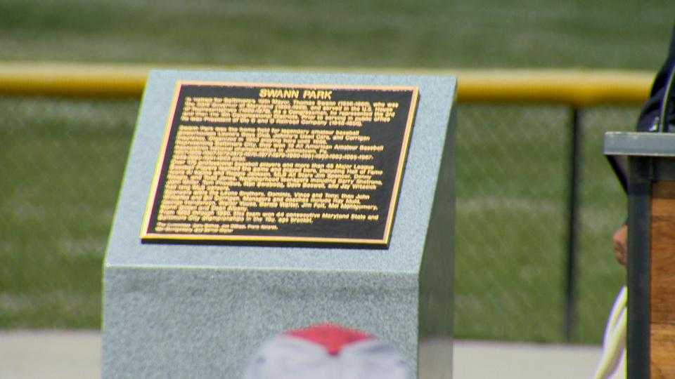 Baltimore officials unveil baseball monument at Swann Park