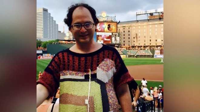 Sam Barsky knits sweaters that mimic famous landmarks