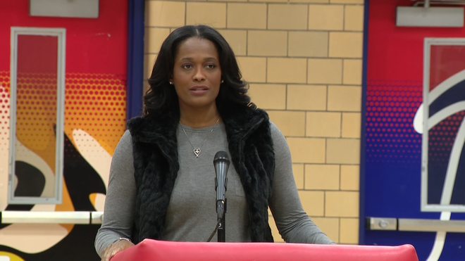 McKeesport basketball court dedicated to Swin Cash
