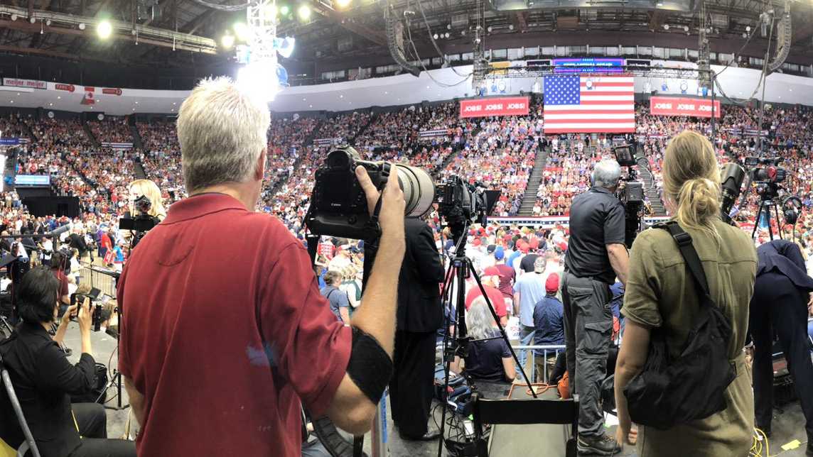 Photos from inside and outside of Donald Trump's Cincinnati rally