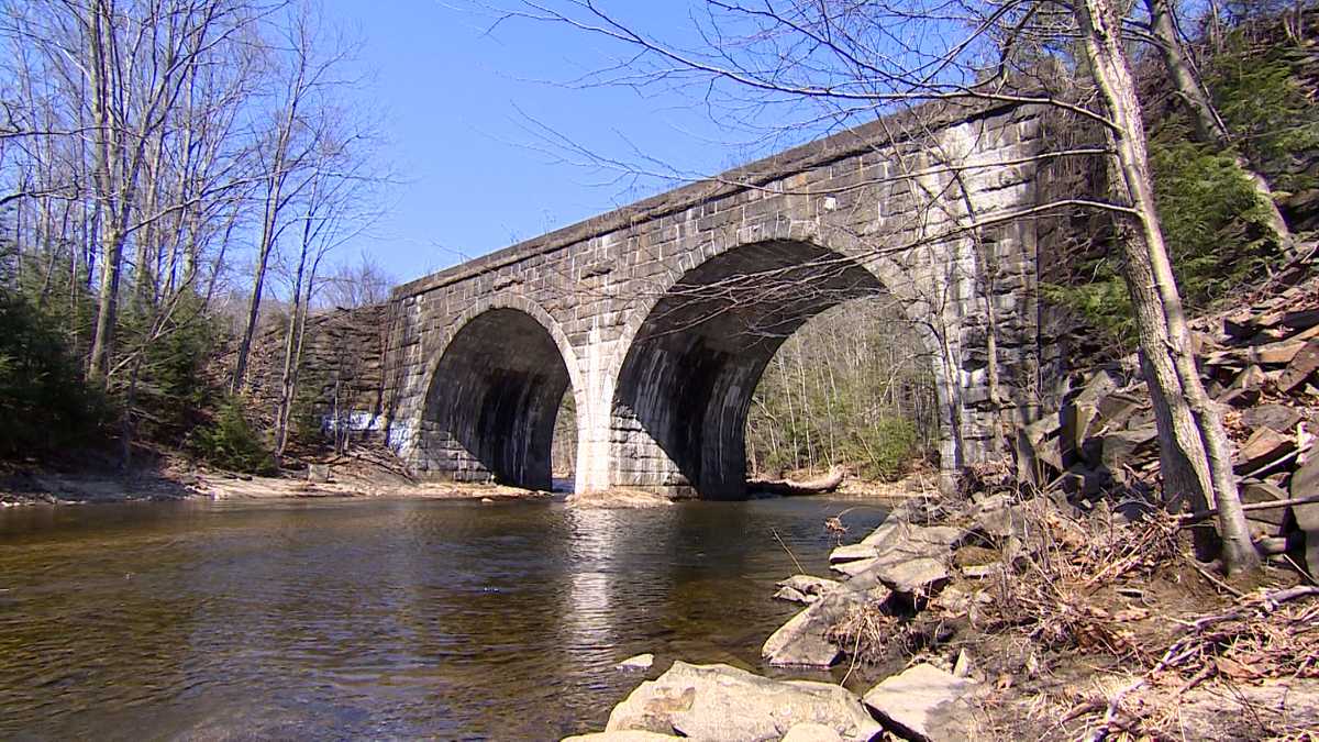 Stopping by Carm's for a bite to eat and stocking trout at the Keystone ...