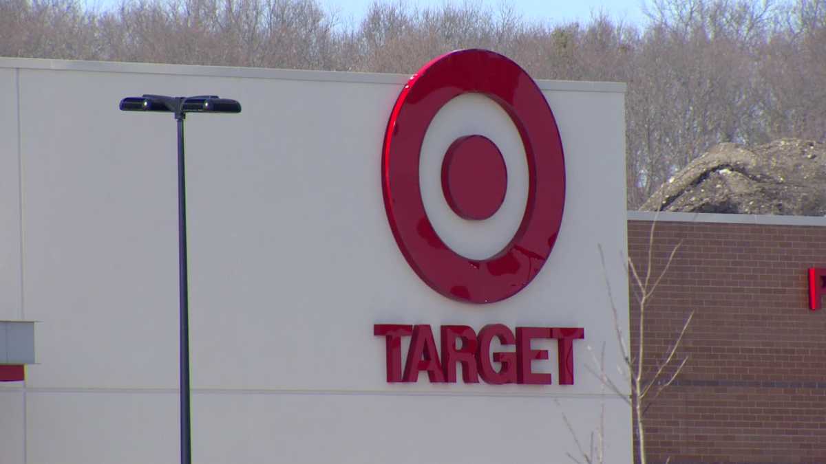 Target faces $227K fine for emergency exit hazards found at 2 Mass. stores