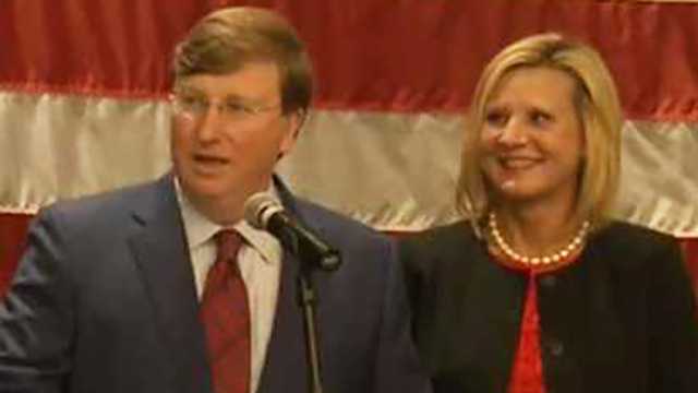 Governor, first lady to meet remotely with Trumps