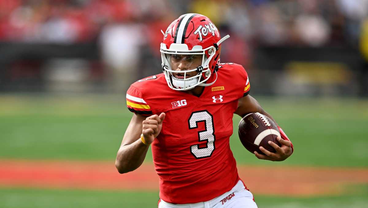 Tagovailoa named finalist for 2023 William V. Campbell Trophy