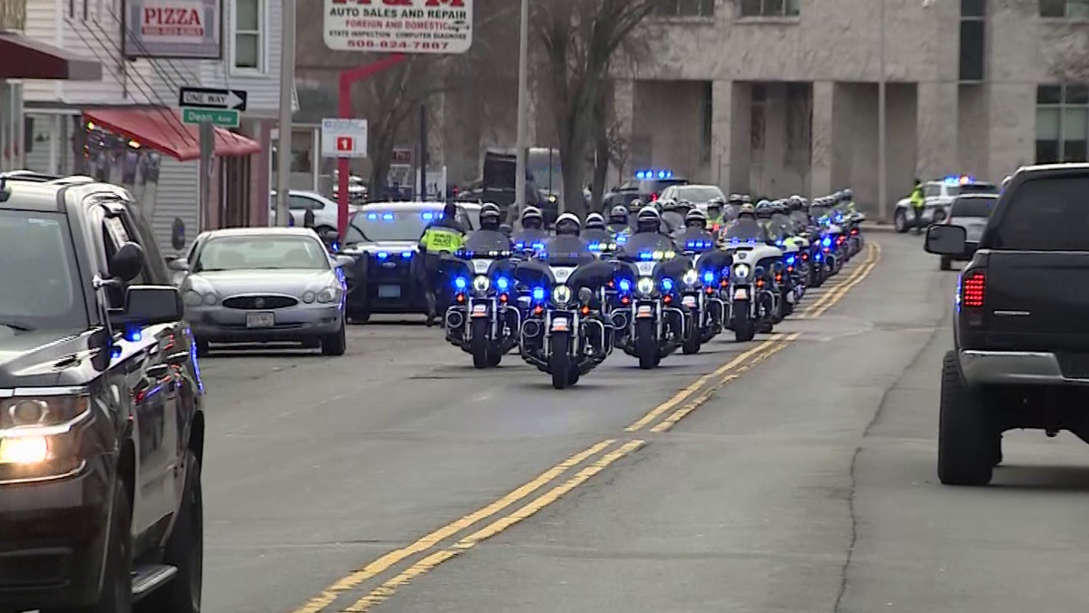 Funeral, procession honor police officer who died of COVID-19
