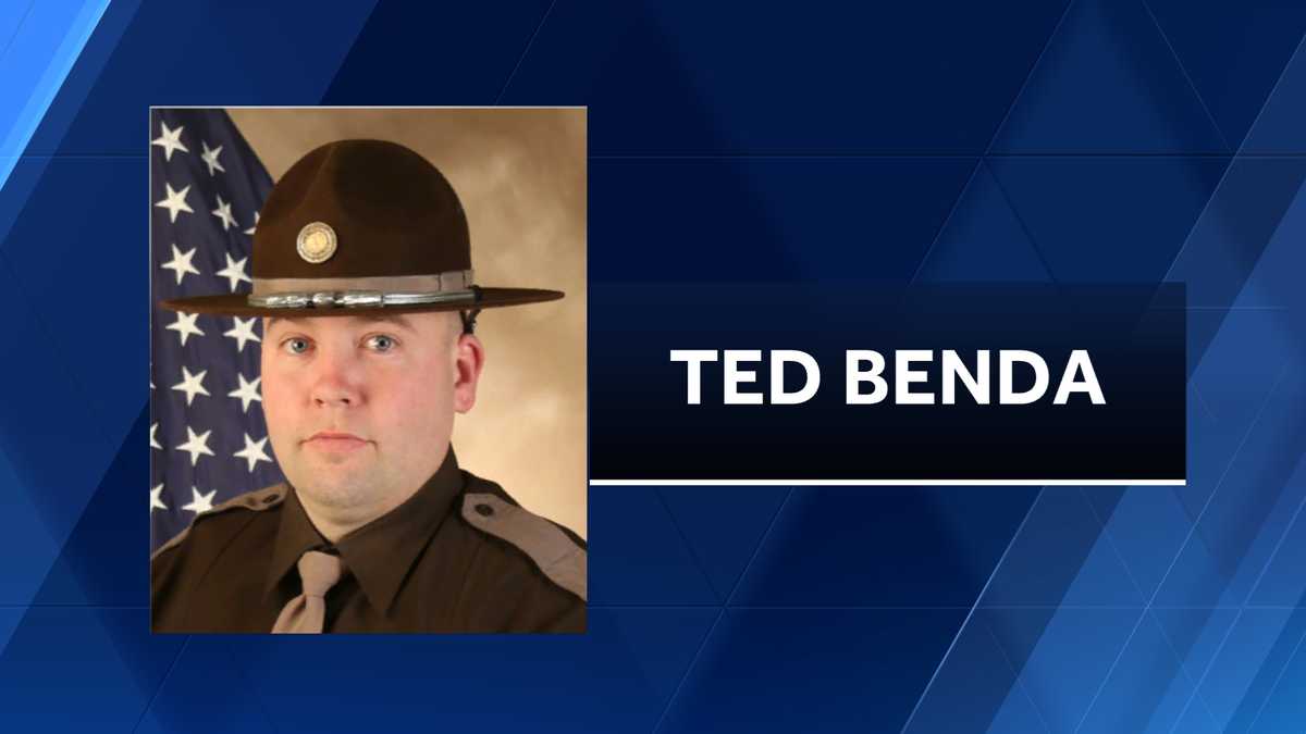 Report outlines what happened before crash that killed Iowa trooper