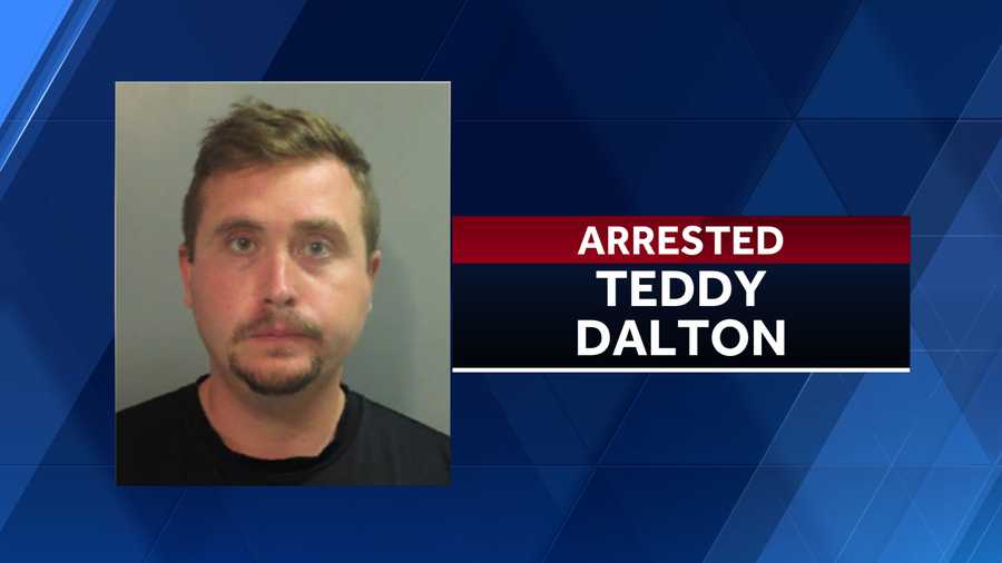 Benton County jail employee arrested for rape