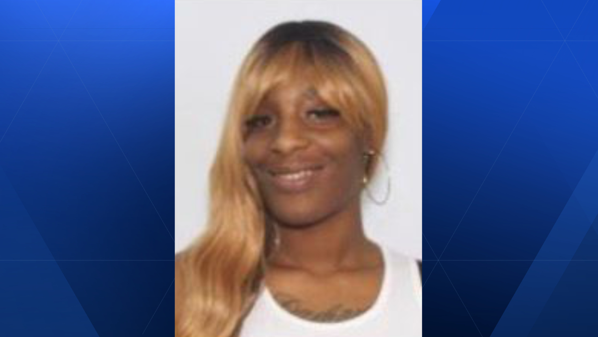 Family pleading for answers after deadly apartment shooting in Walnut Hills
