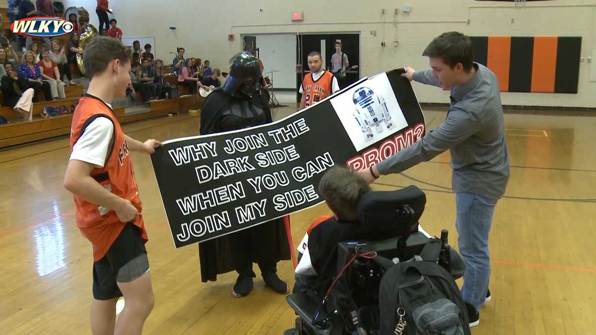 'Star Wars' inspired promposal surprises Fern Creek student