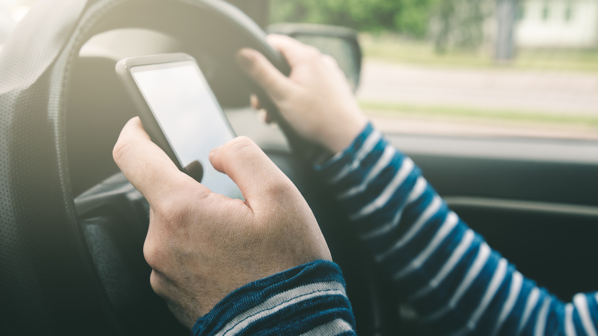 Florida’s texting while driving law goes into effect Monday
