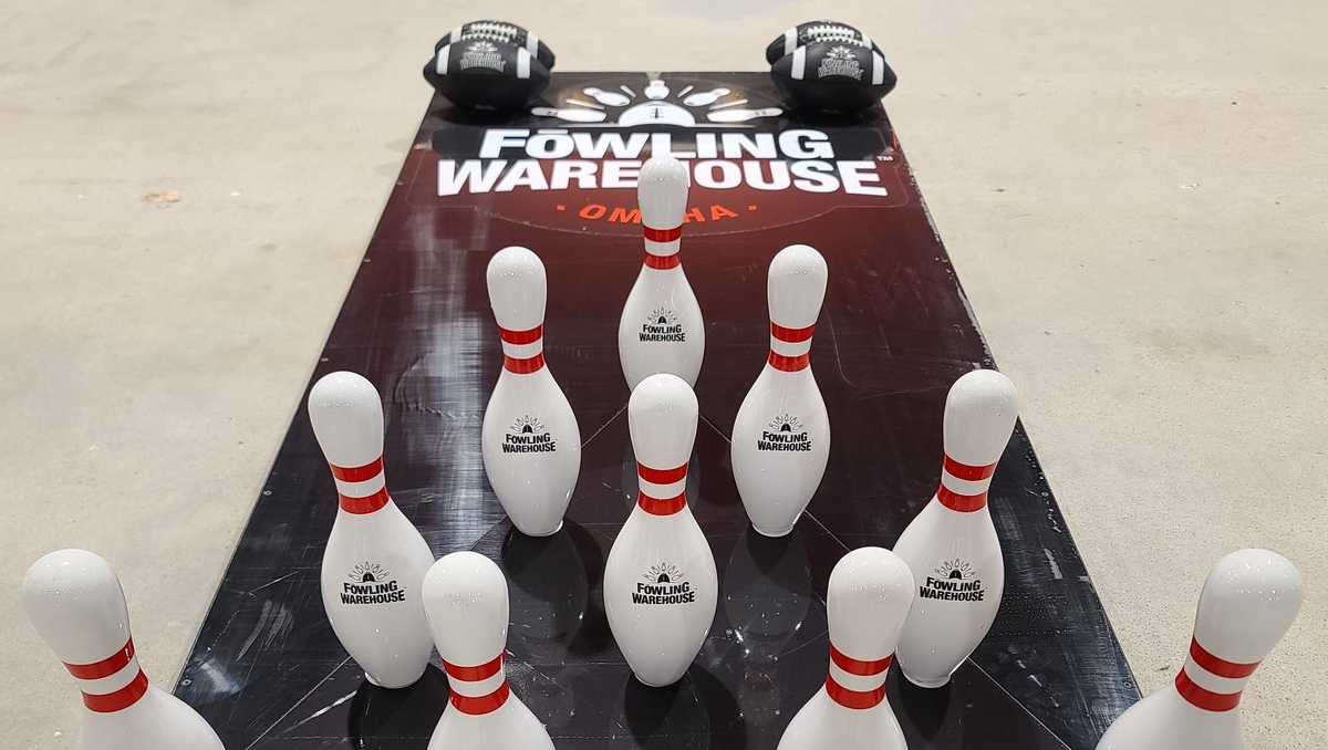 Omaha indoor attraction combines football with bowling now open