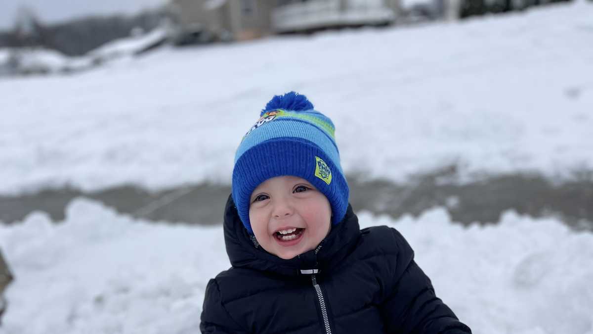 See Baltimore's first snow in 716 days in photos
