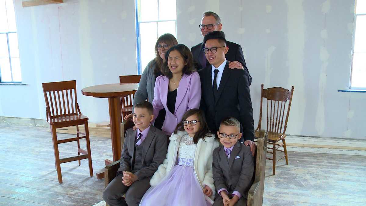 Iowa community helps family expand home as they welcome more children