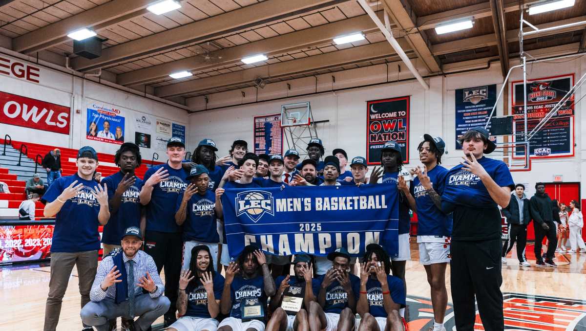 Keene State makes history as first men's basketball team in conference ...