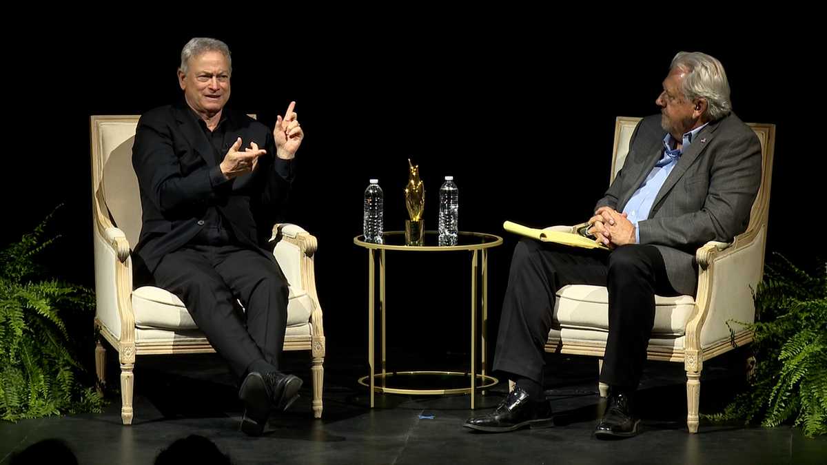 Lt. Dan actor honored with lifetime achievement award