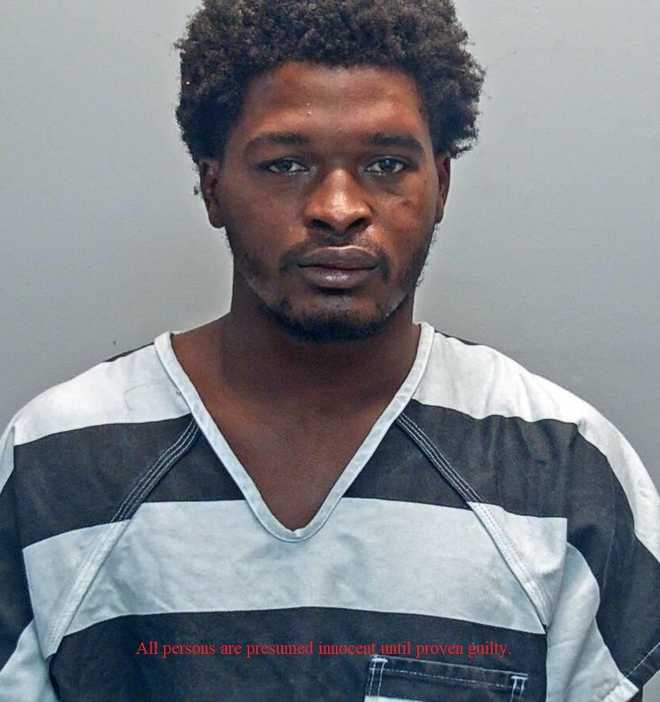 New Orleans man accused of injuring a deputy in a Chalmette store