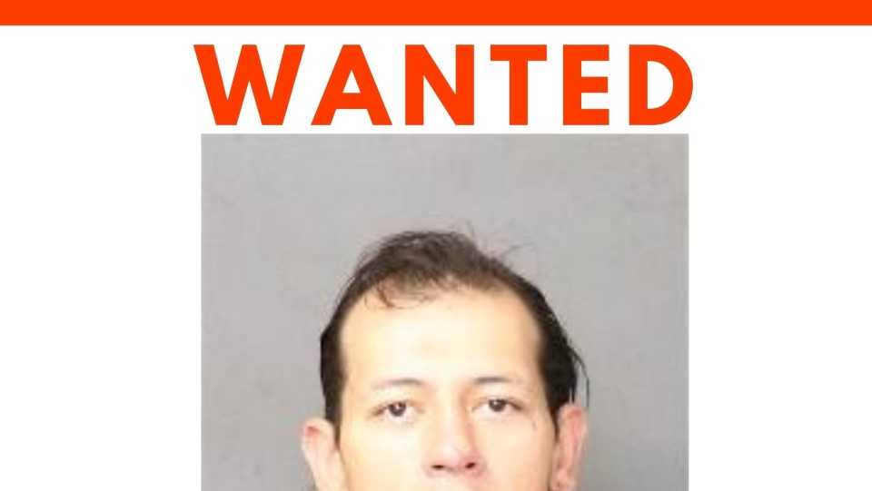 Former Metro 15 member cuts off ankle monitor; APD looking for him