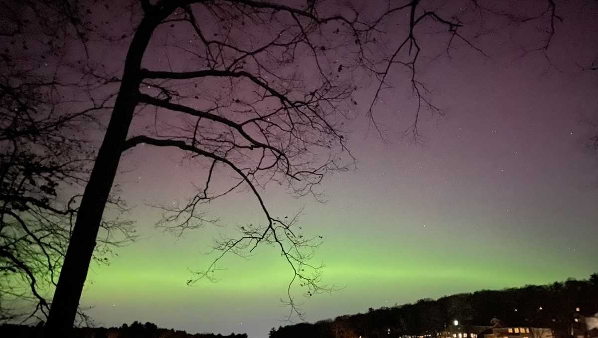 Clear skies make way for glimpses of Northern Lights across Massachusetts