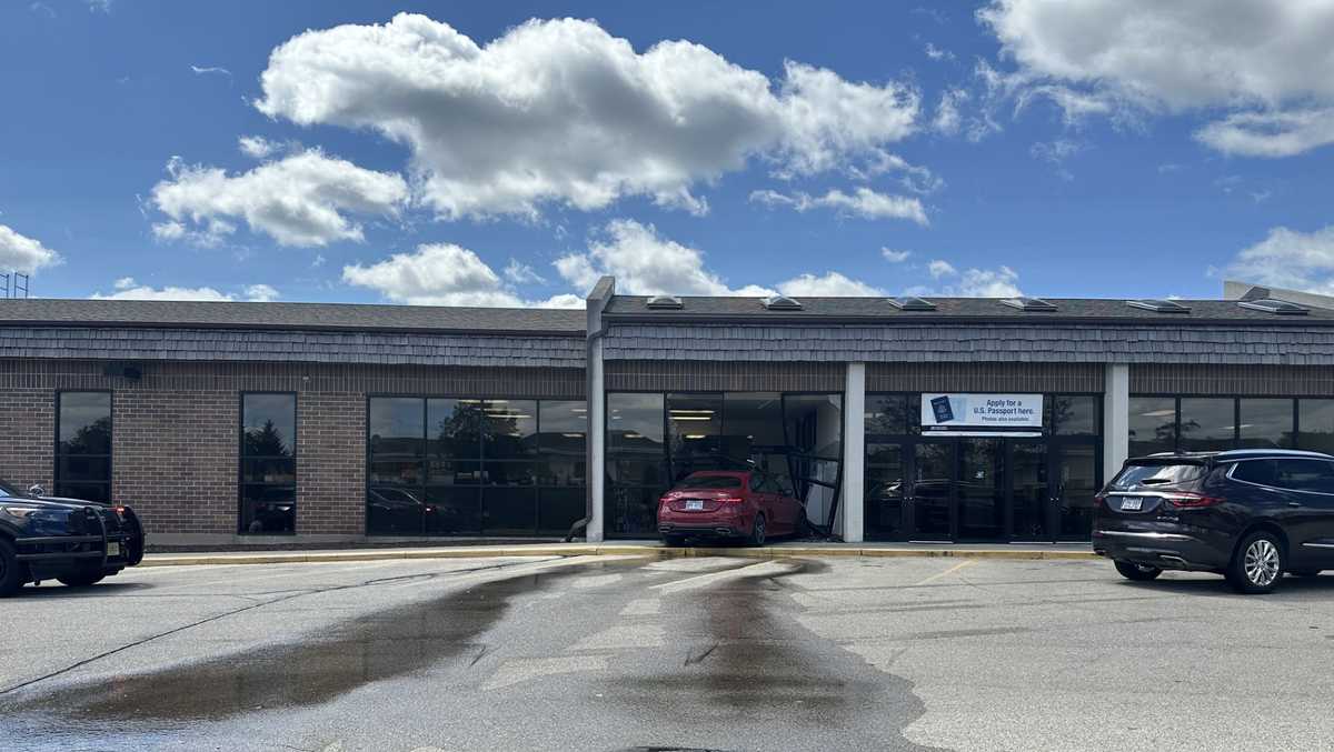 Car crashes into Brookfield post office