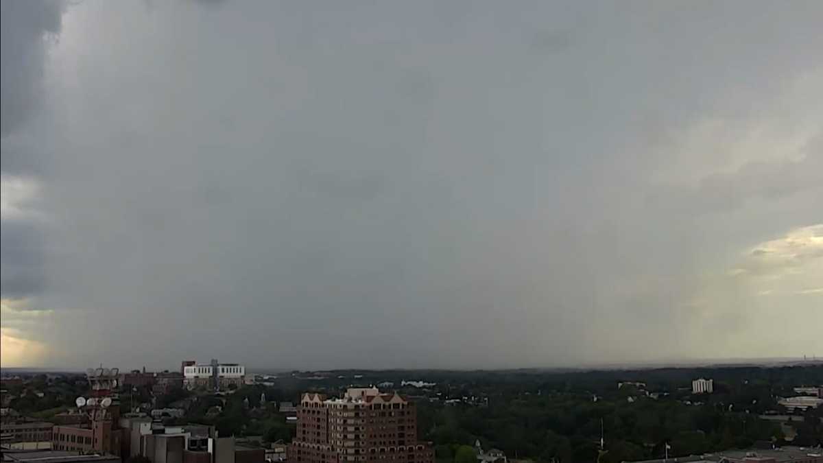 TIMELAPSE: Watch as strong thunderstorm rolls through Portland