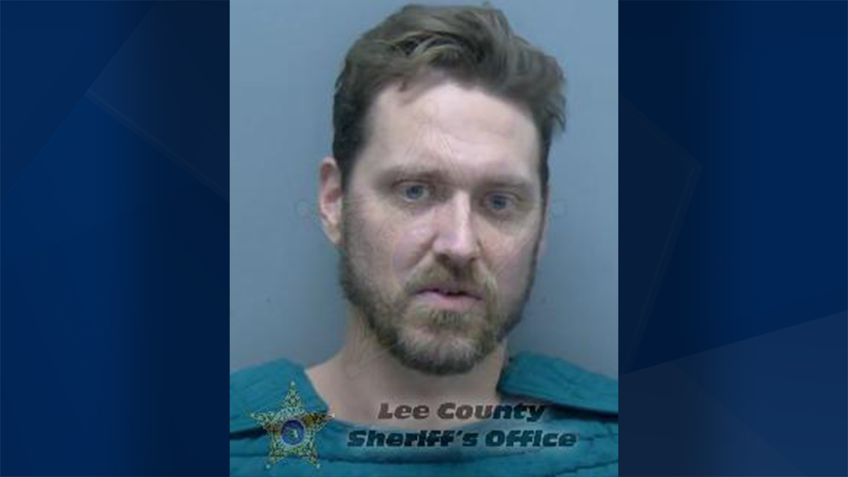 Man accused of drunkenly pulling out knife at Cape Coral bar